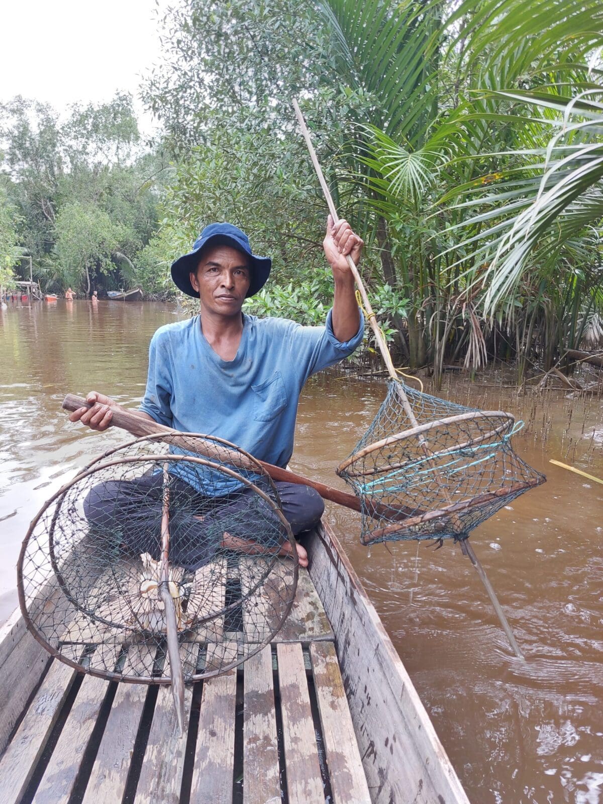 Launching the first temporary mud crab fishery closure in Sapat ...