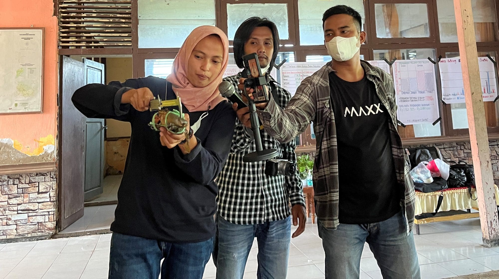 Launching the first temporary mud crab fishery closure in Sapat ...